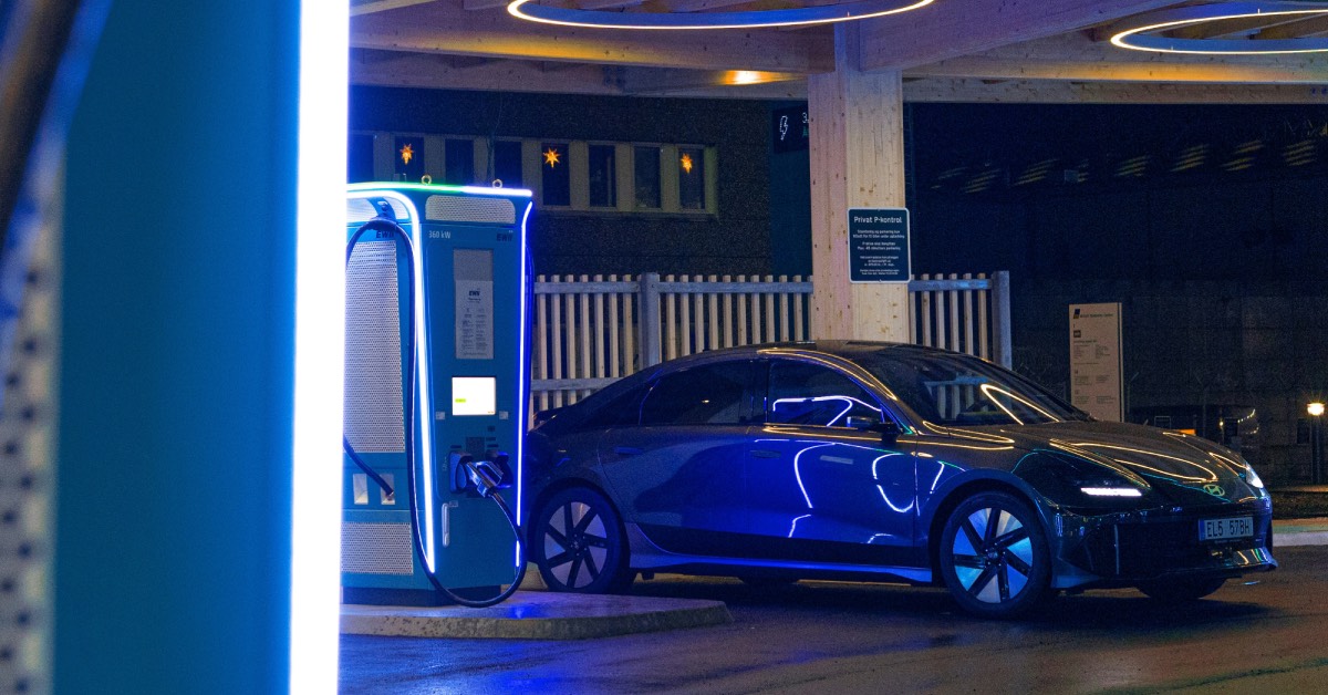 EV Charging 101: Understanding the Future of Electric Vehicles - Peak ...